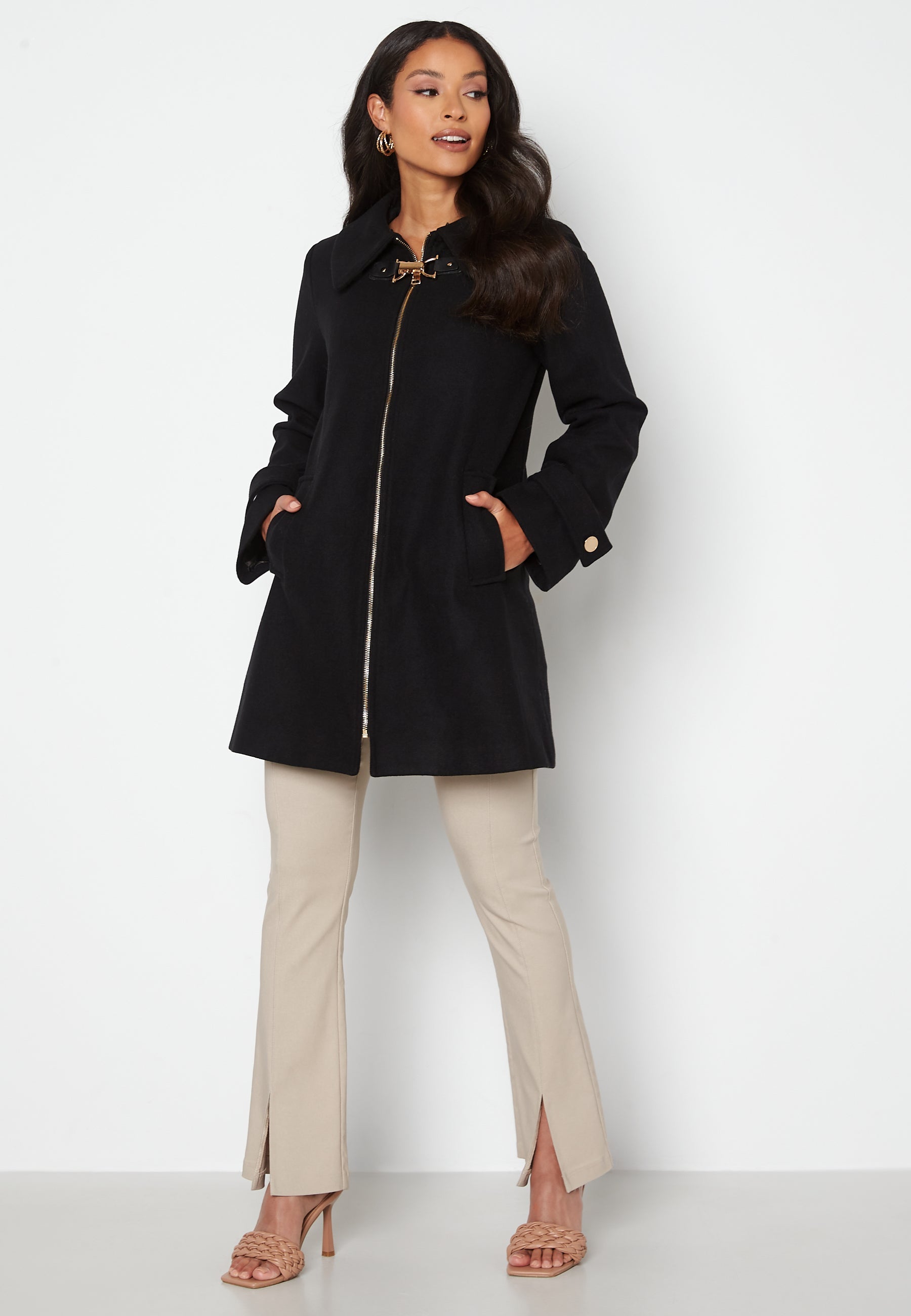 Chiara forthi – Bellance short coat – Autumn jackets – Black